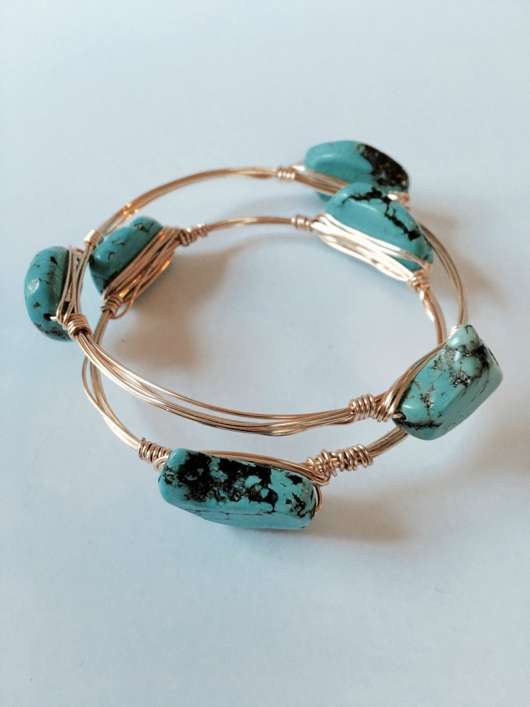 DIY: Stacking Wire Bangles - My Site